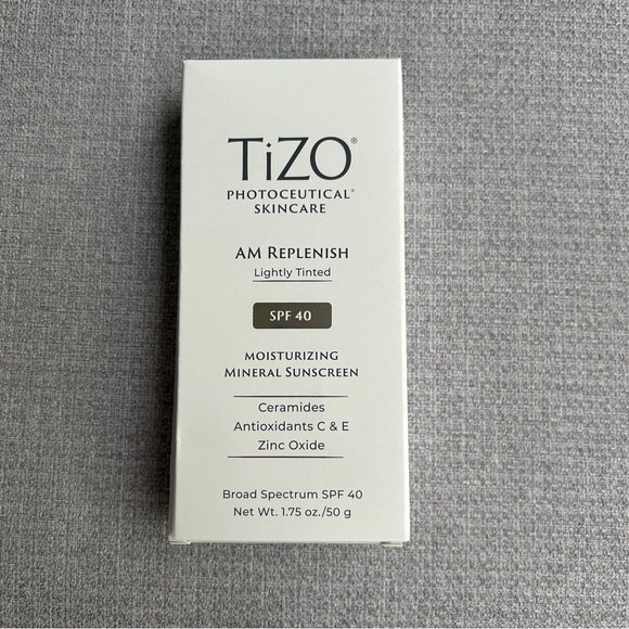 tizo | Skincare | Tizo Am Replenish Lightly Tinted Spf 4 Moisturizing ...